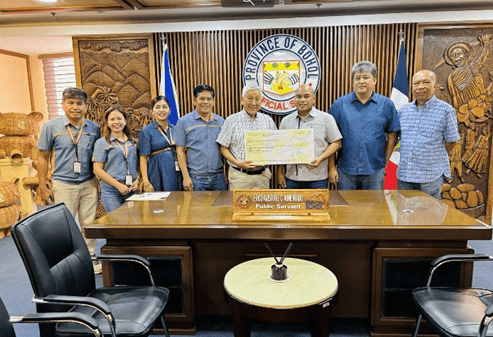 The Bohol Light Company, Inc. (BLCI) presented a dividend check of P27 ...